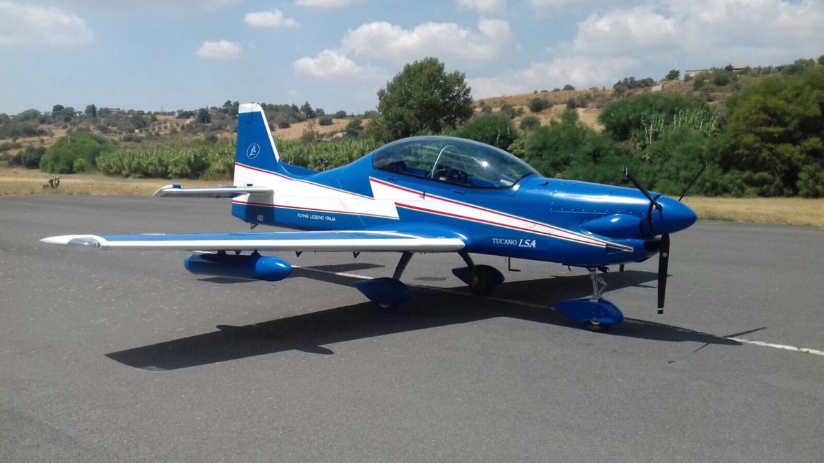 Flying Legend Tucano R - "Light Sport*"