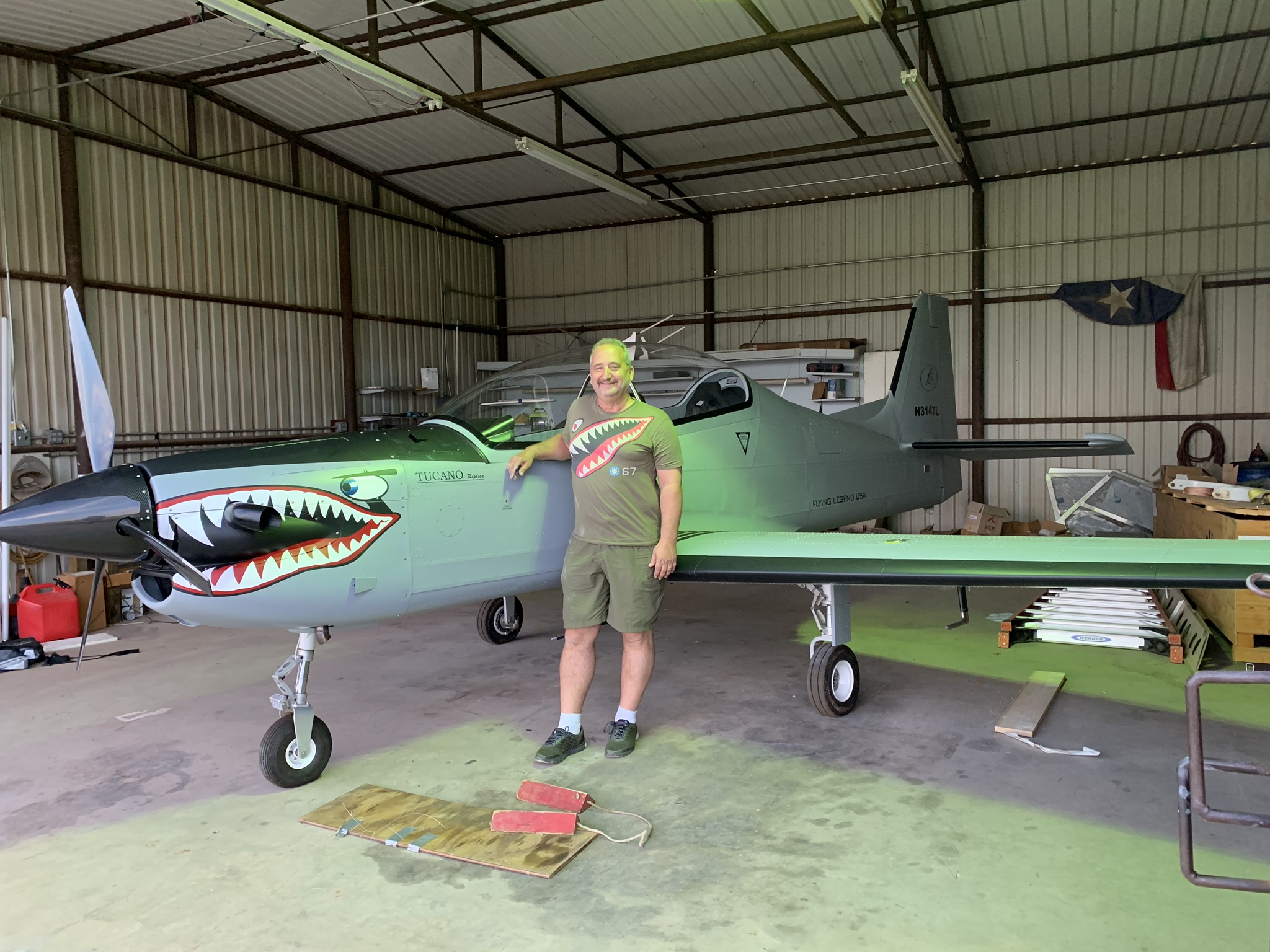 N314 TL.... PERRY DI CLEMENTE HAPPY OWNER OF HIS TUCANO'S SHARK ...