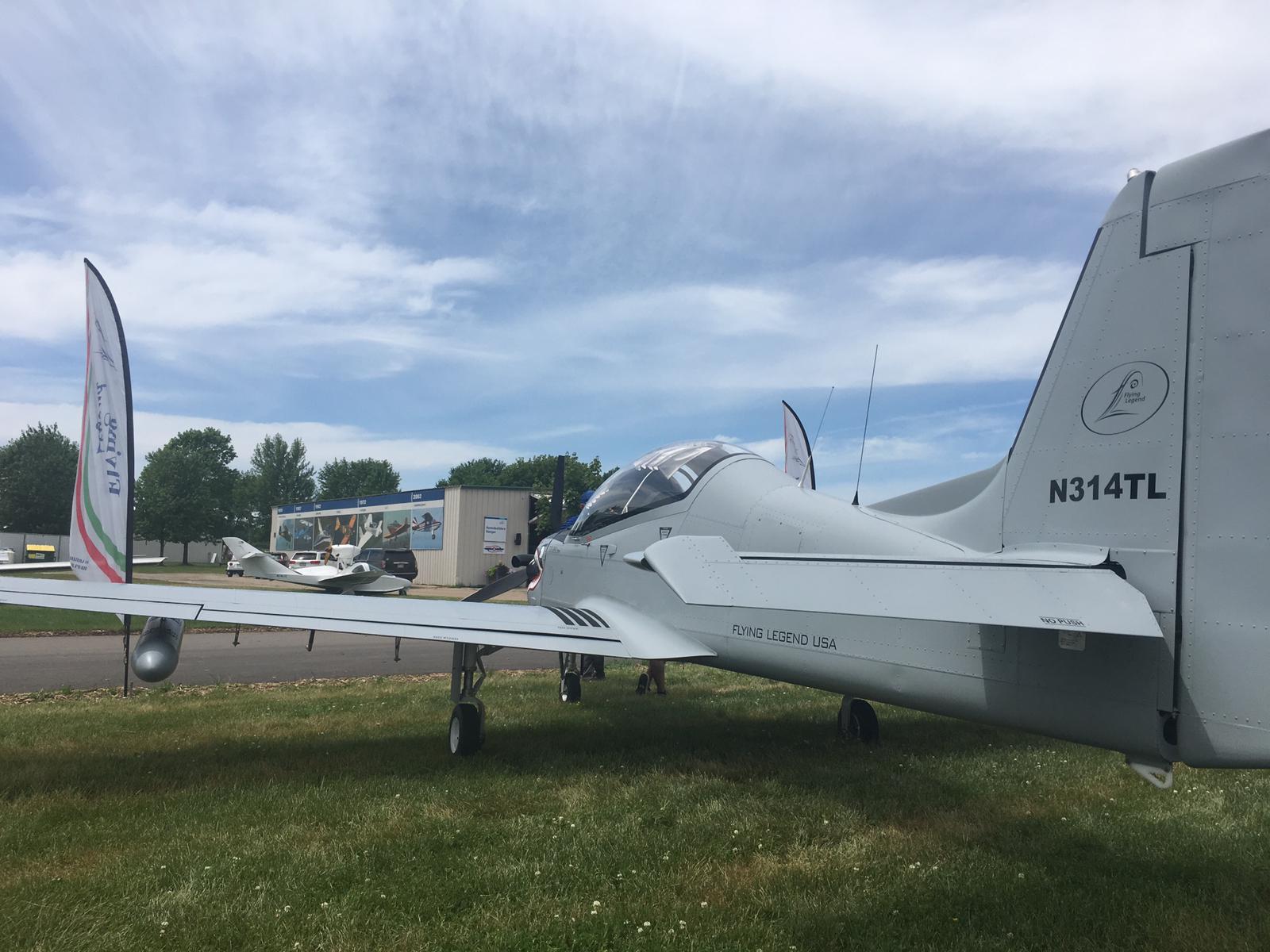 EAA AIRVENTURE - OSHKOSH 2019 - Flying Legend
