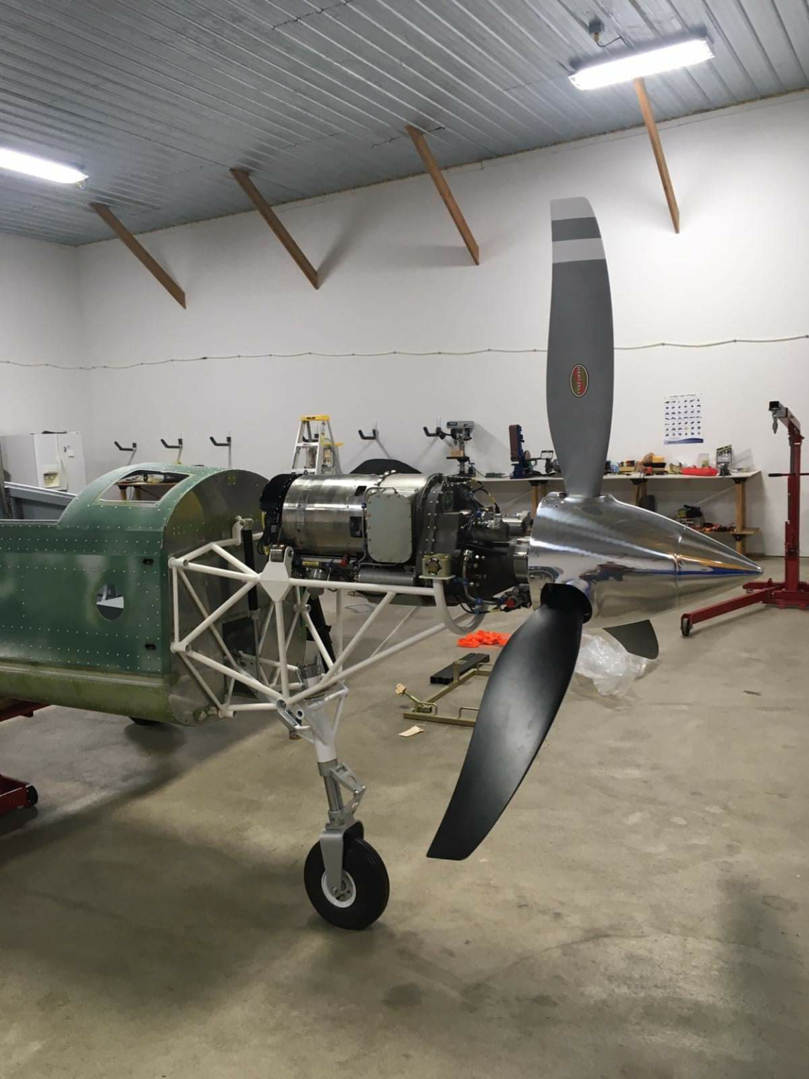 Turbine Tucano-R - Flying Legend