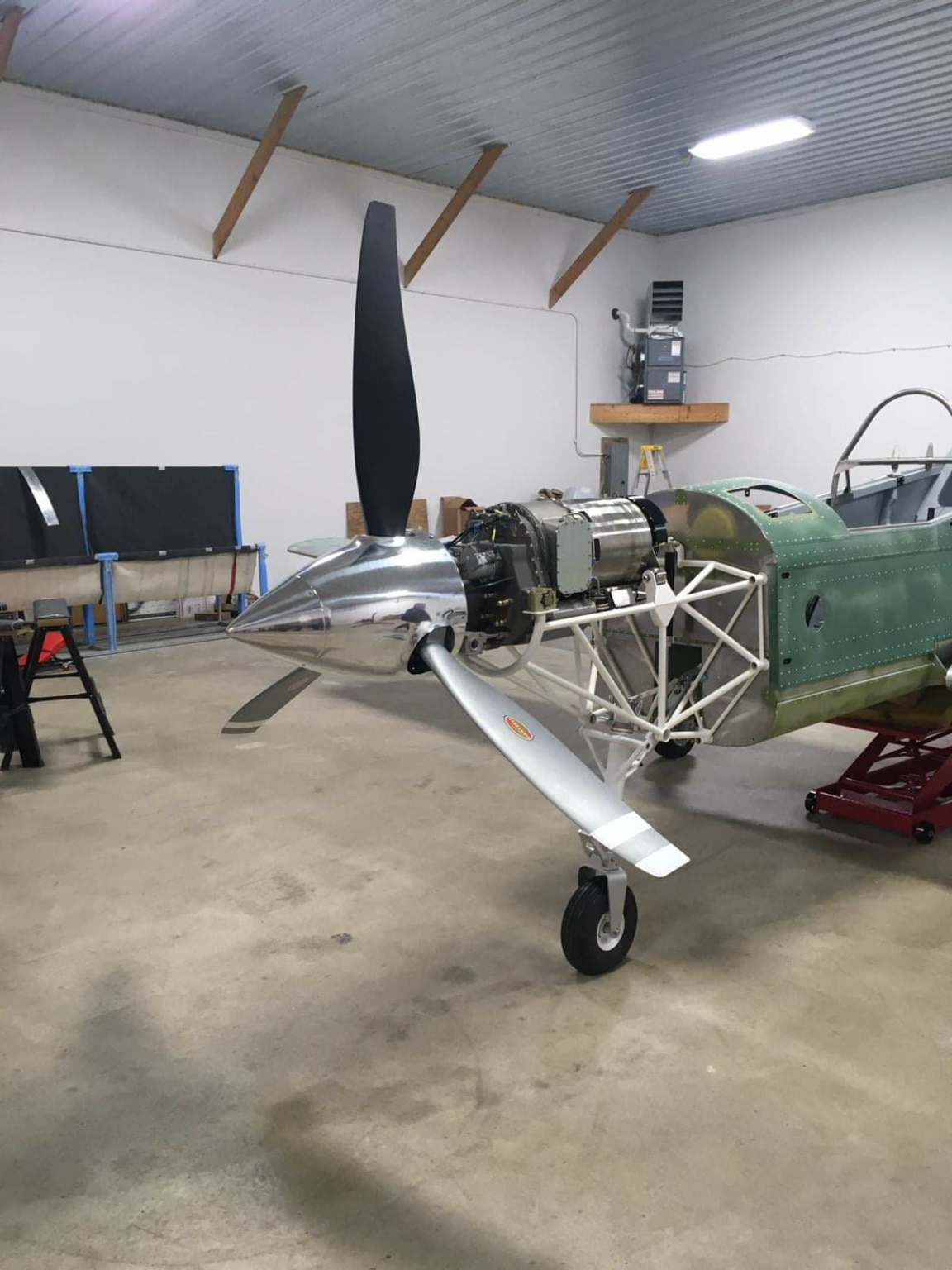 Turbine Tucano-R - Flying Legend