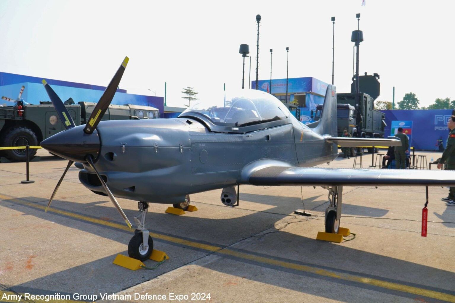 GLOBAL DEFENCE NEWS - dec.24 - Flying Legend